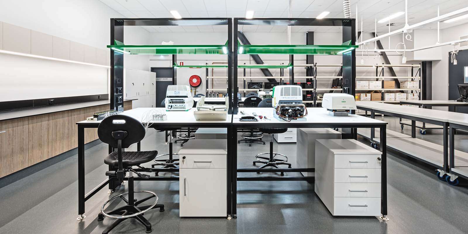Top 5 Laboratory Design Trends | Amicus